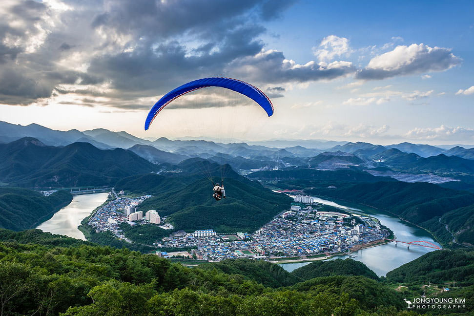 Top 10 Paragliding Sites - Places To See In Your Lifetime