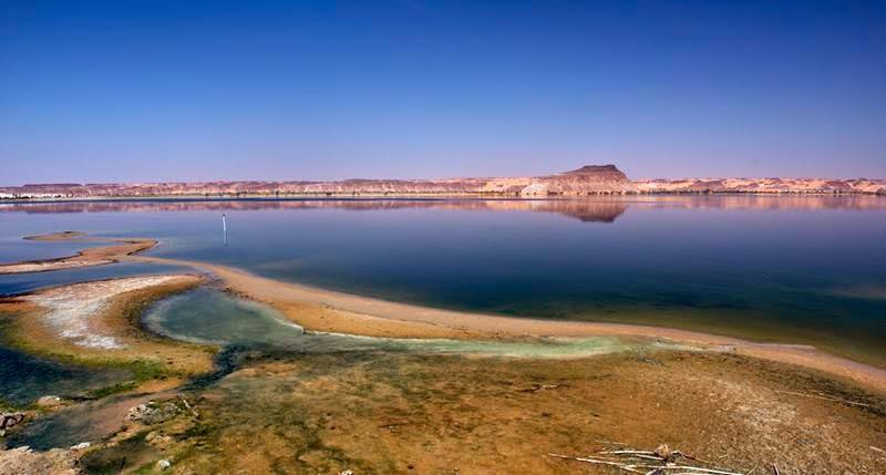 Lakes of Ounianga - Oasis in the Arid Sahara Desert, Chad - Places To ...