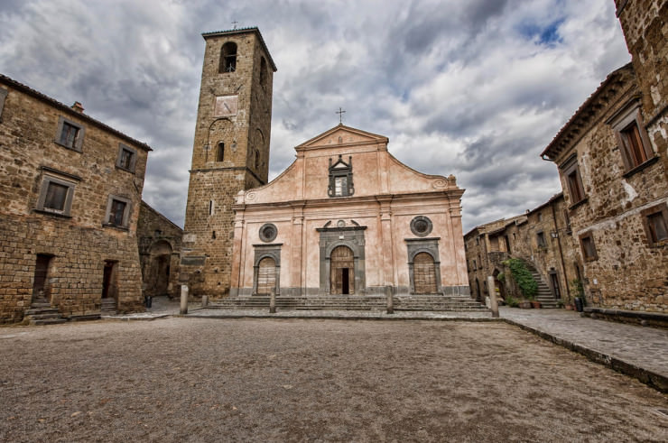 Top 10 Ancient Towns and Villages - PandoTrip.com
