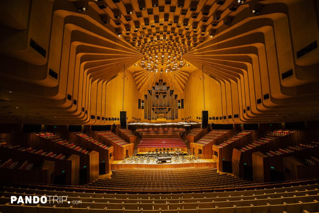 Top 10 Opera Houses in the World - PandoTrip.com