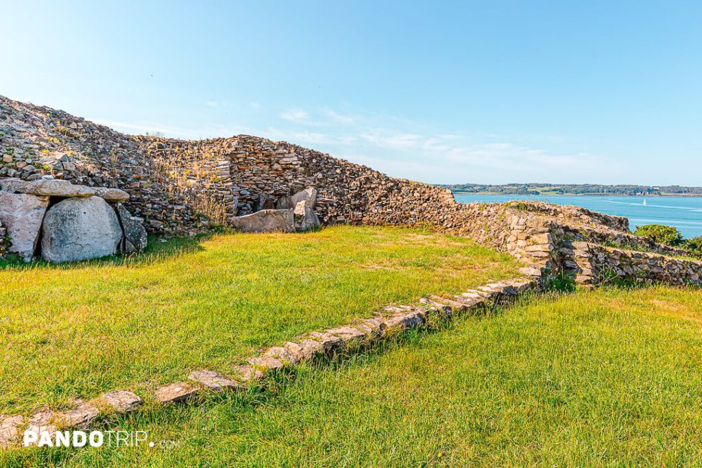 10 Oldest Landmarks in the World - PandoTrip.com