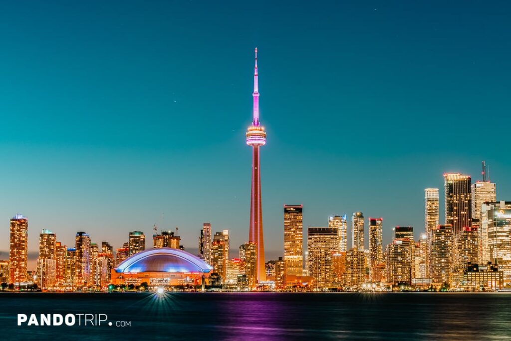 Top 10 Most Famous Canadian Landmarks - PandoTrip.com