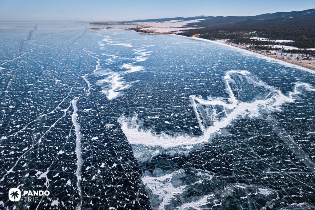 Top 10 Beautiful Frozen Lakes - PandoTrip.com