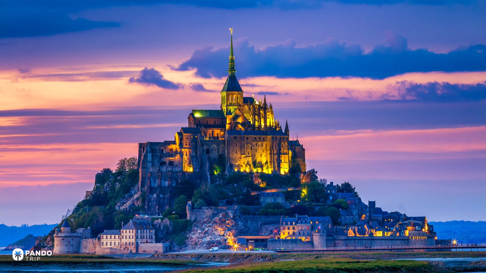 30 Real‑Life Fairytale Castles Worth Visiting